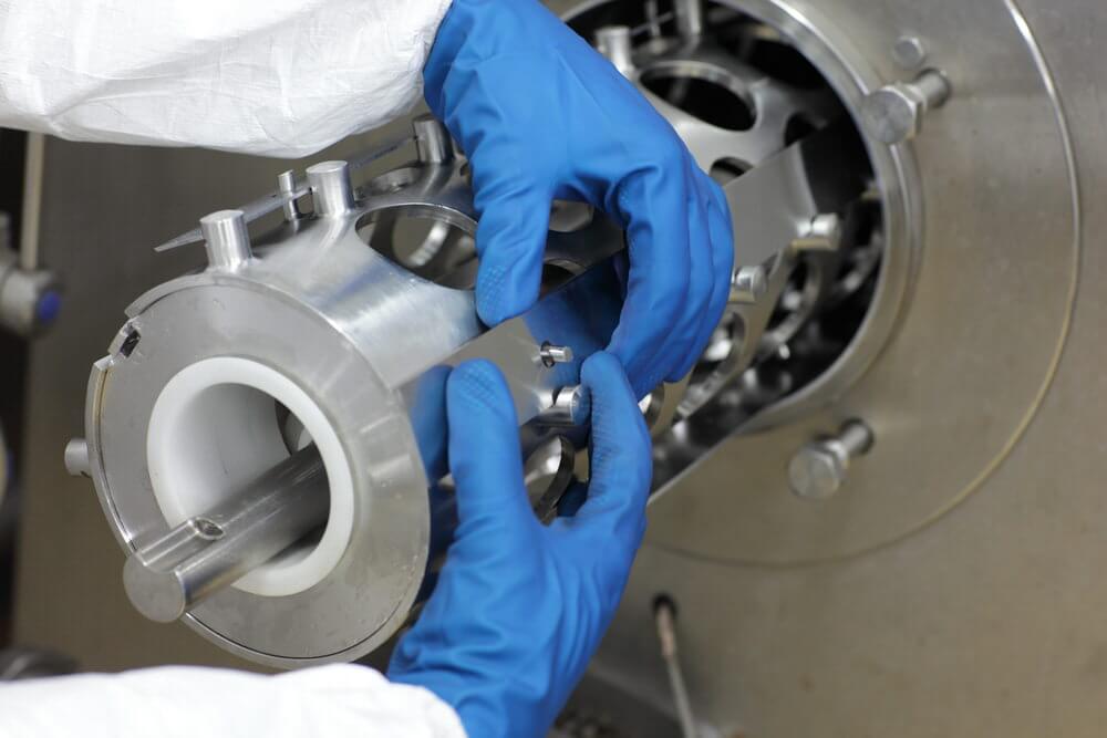 Eagle Protect | Quality | Disposable Gloves & Clothing